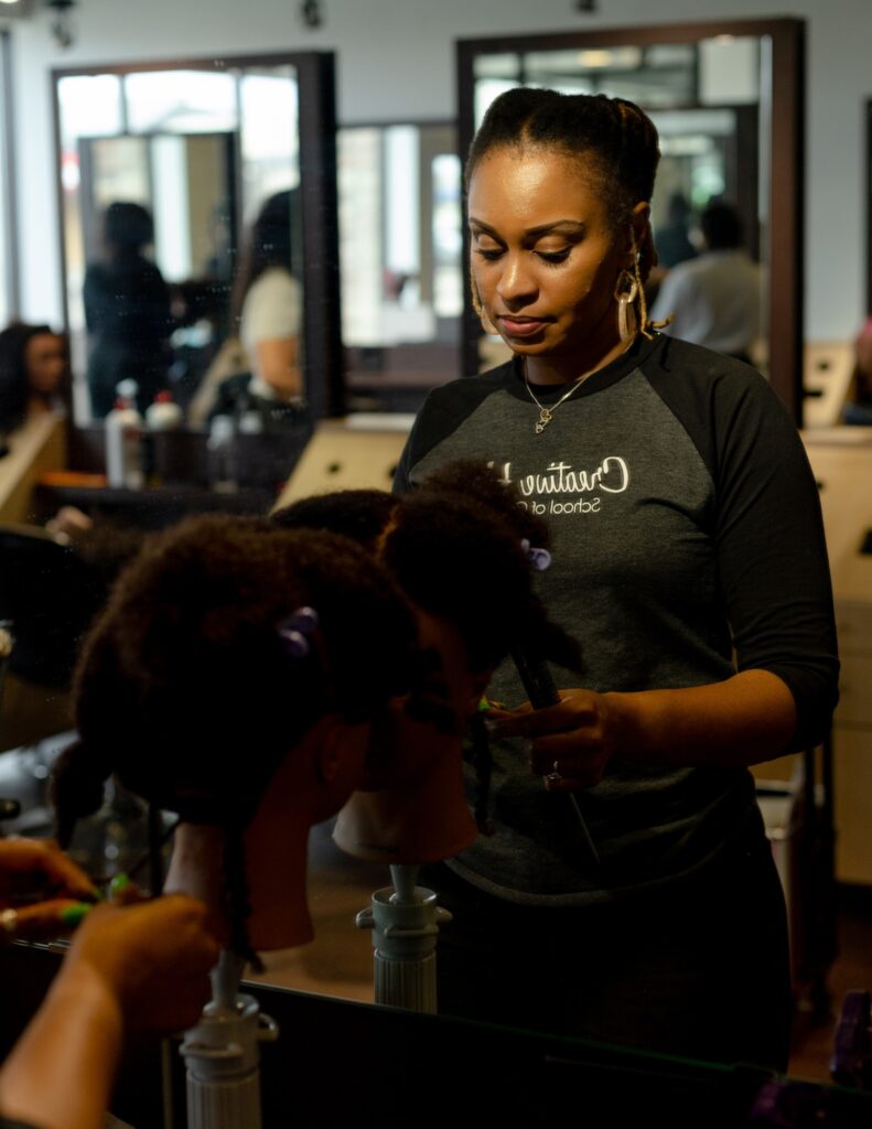 Few cosmetology schools have natural hair care education - Meet the ...